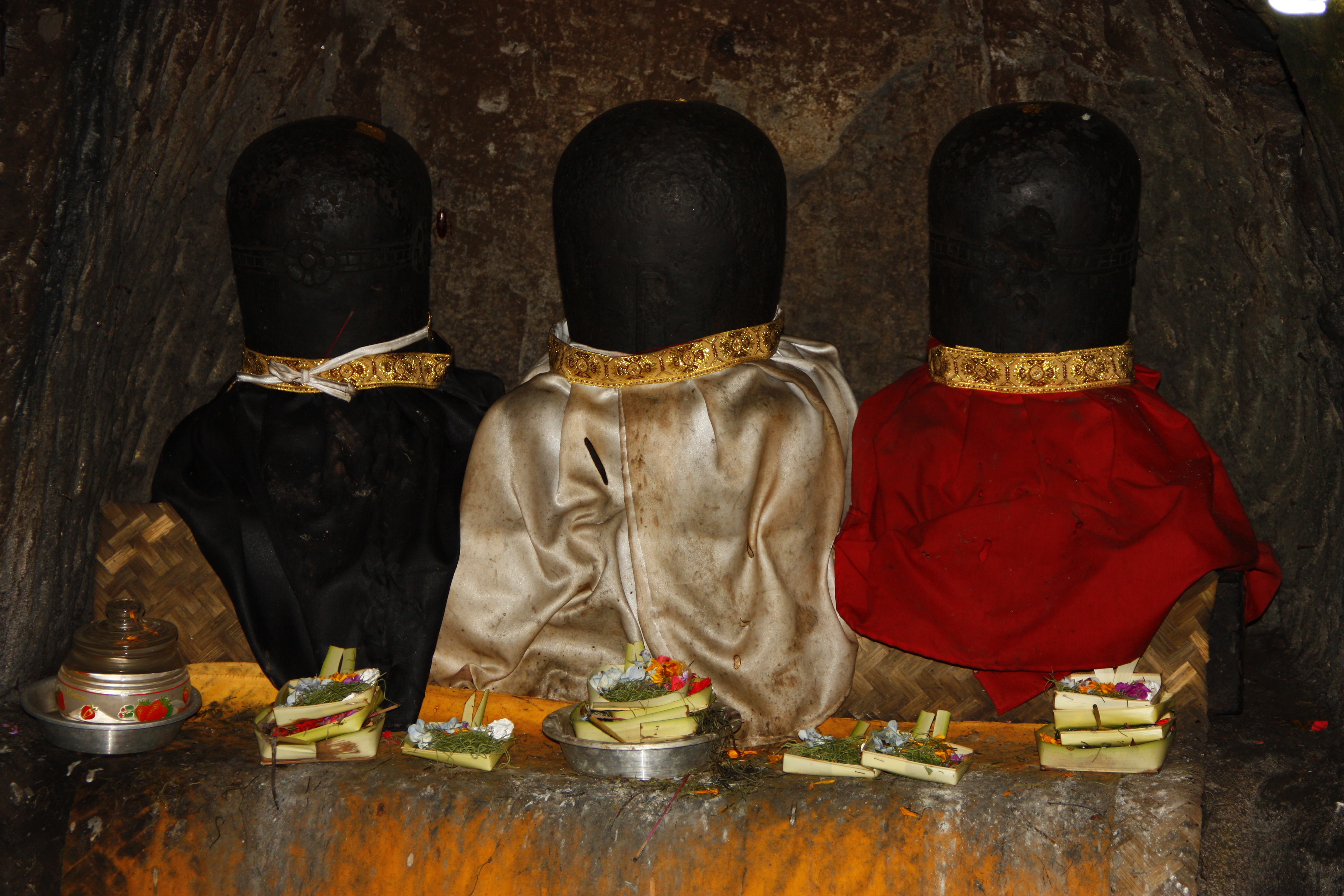 Balinese Temples – Meandering My Way…