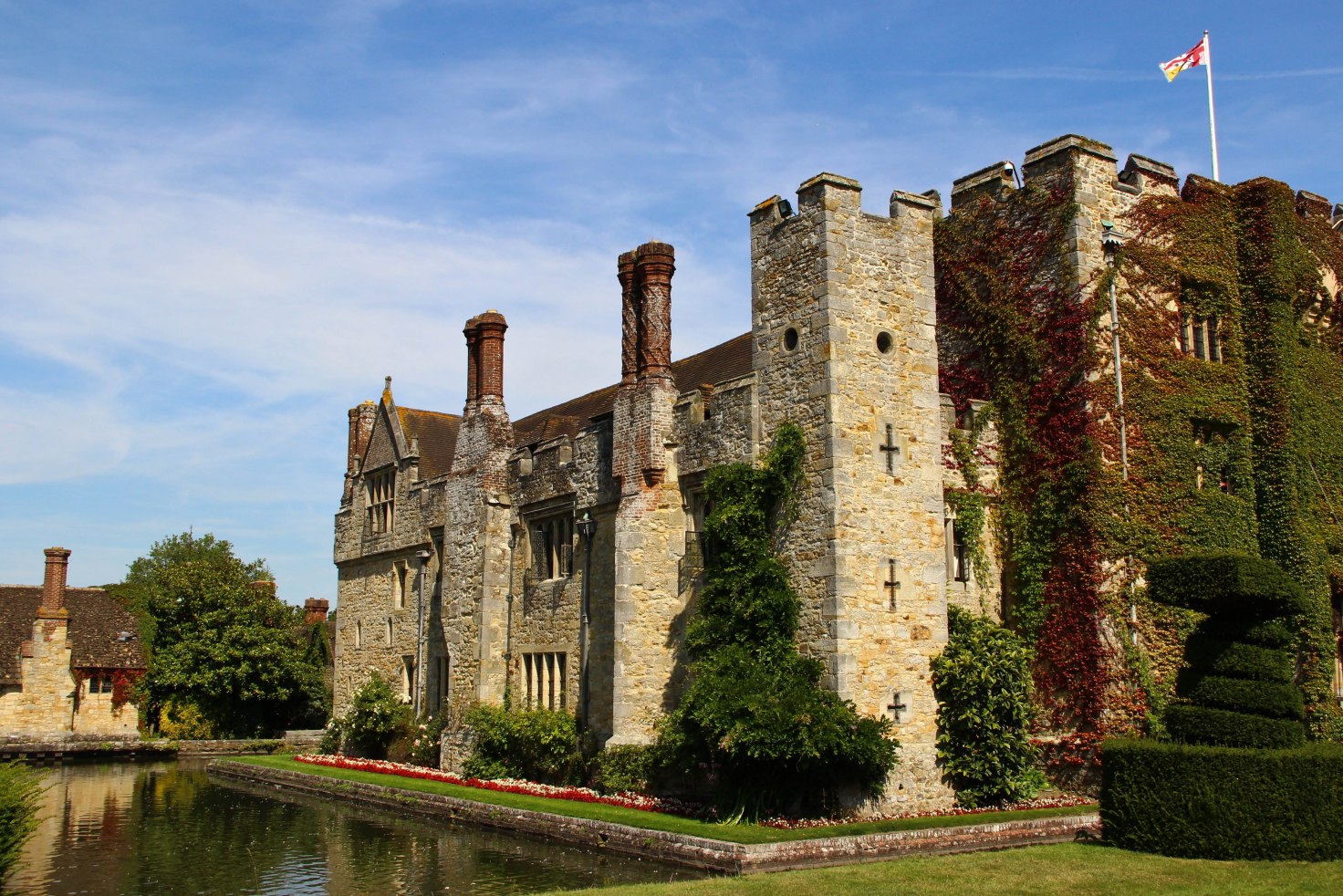 Hever Castle, England – Meandering My Way…